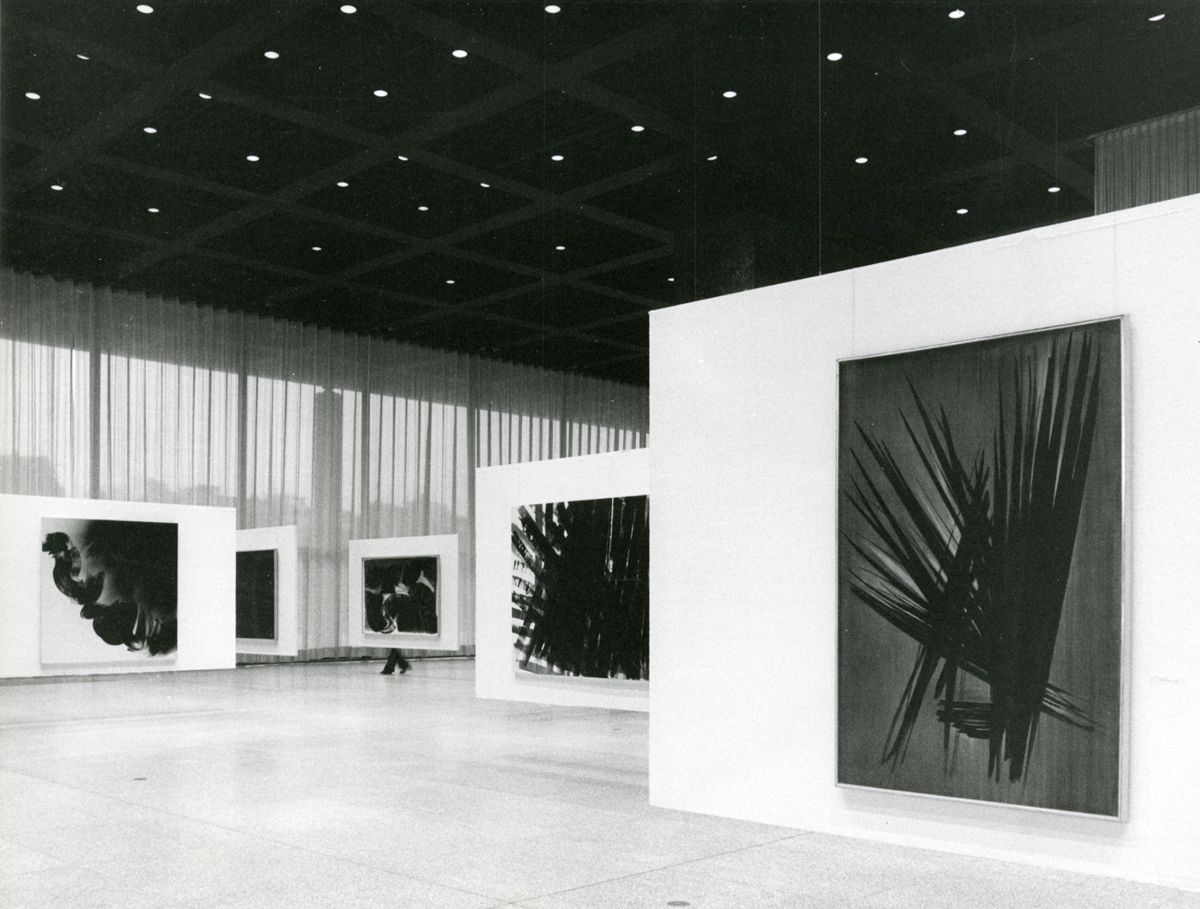 Vue de l'exposition "Hans Hartung - Werke aus fünf Jahrzehnten ...